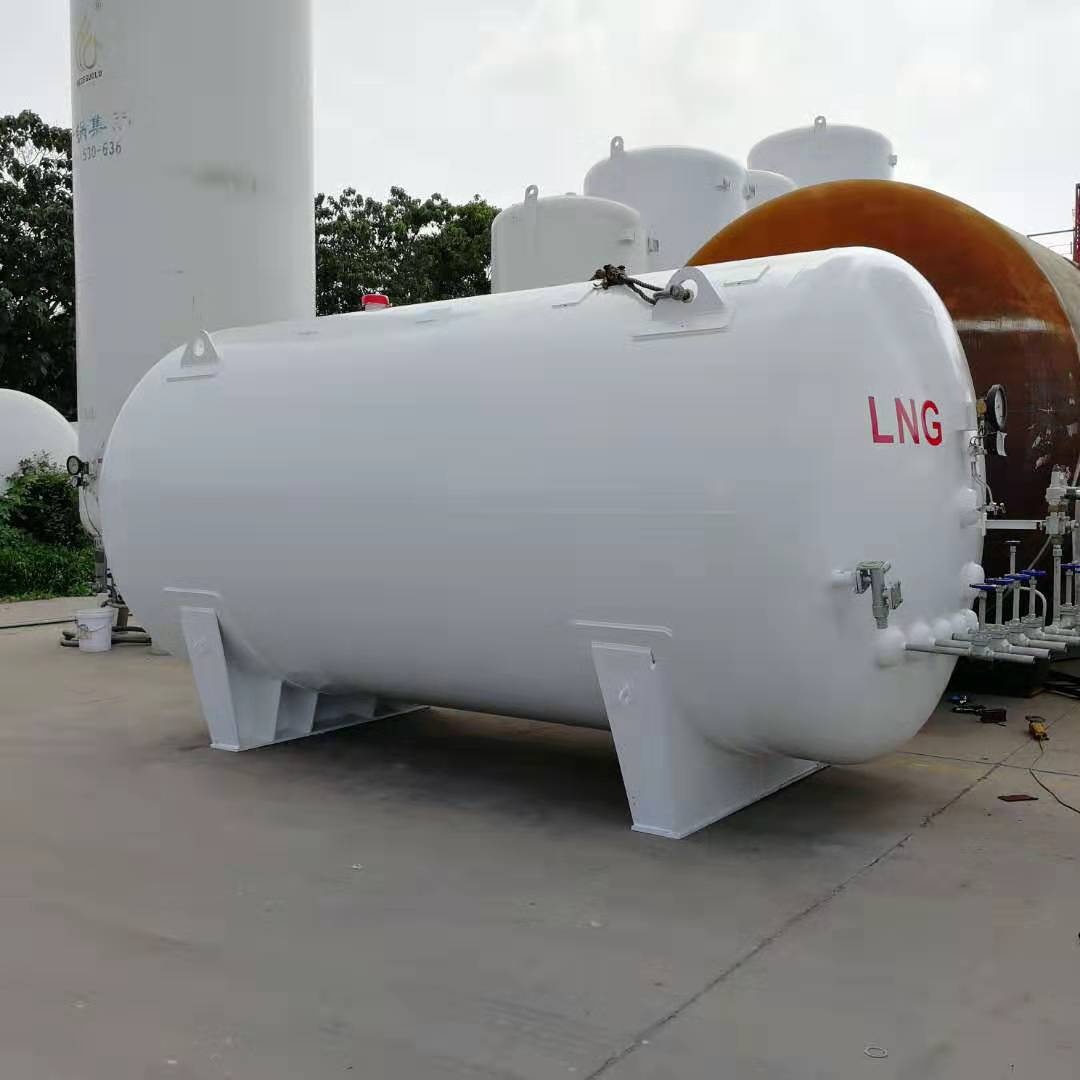 LNG Storage Tanks