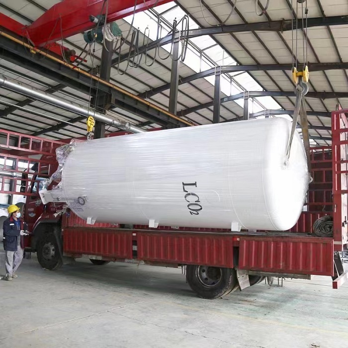 Cryogenic LCO2 Tanks